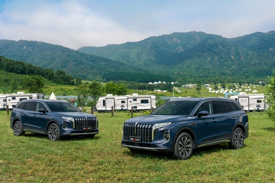 2023成都车展：全新红旗HS7上市，售价25.58-33.58万元_腾讯新闻