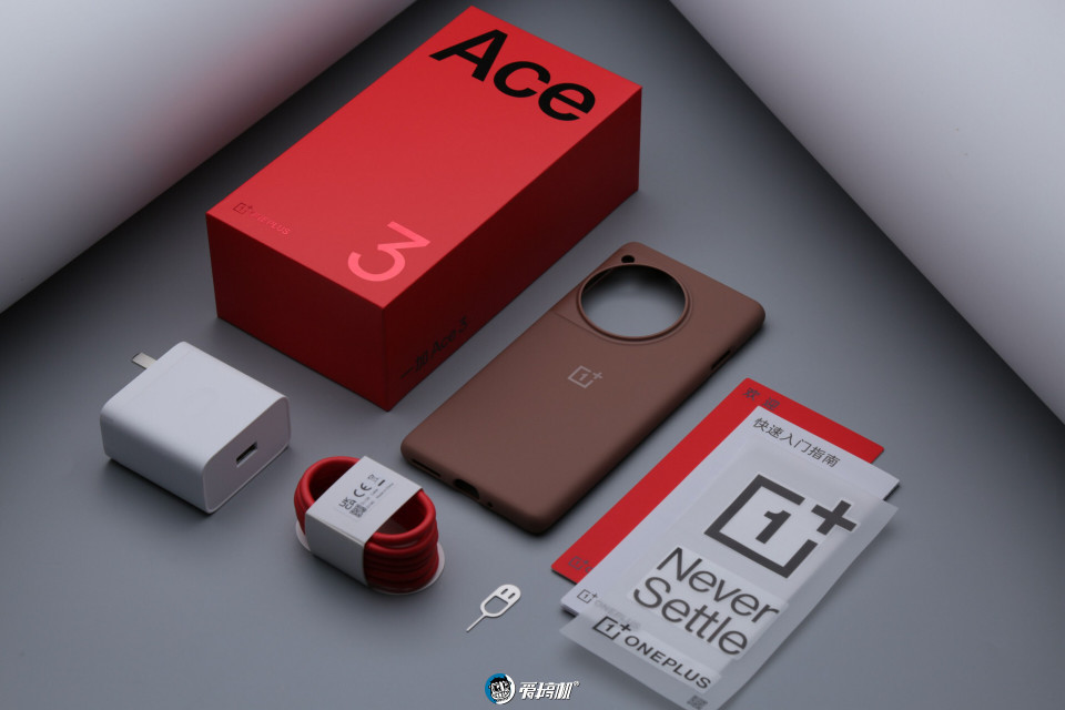 一加Ace 3评测：2599元起的骁龙8Gen2+高位指纹曲屏+5500mAh电池_腾讯新闻