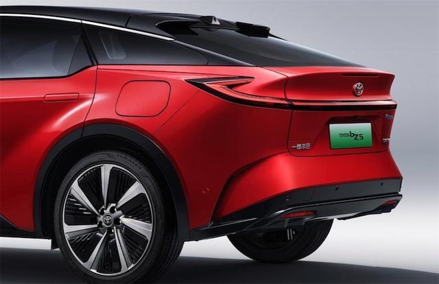 同样13万买丰田纯电SUV，bZ5比铂智3X强在哪？_腾讯新闻