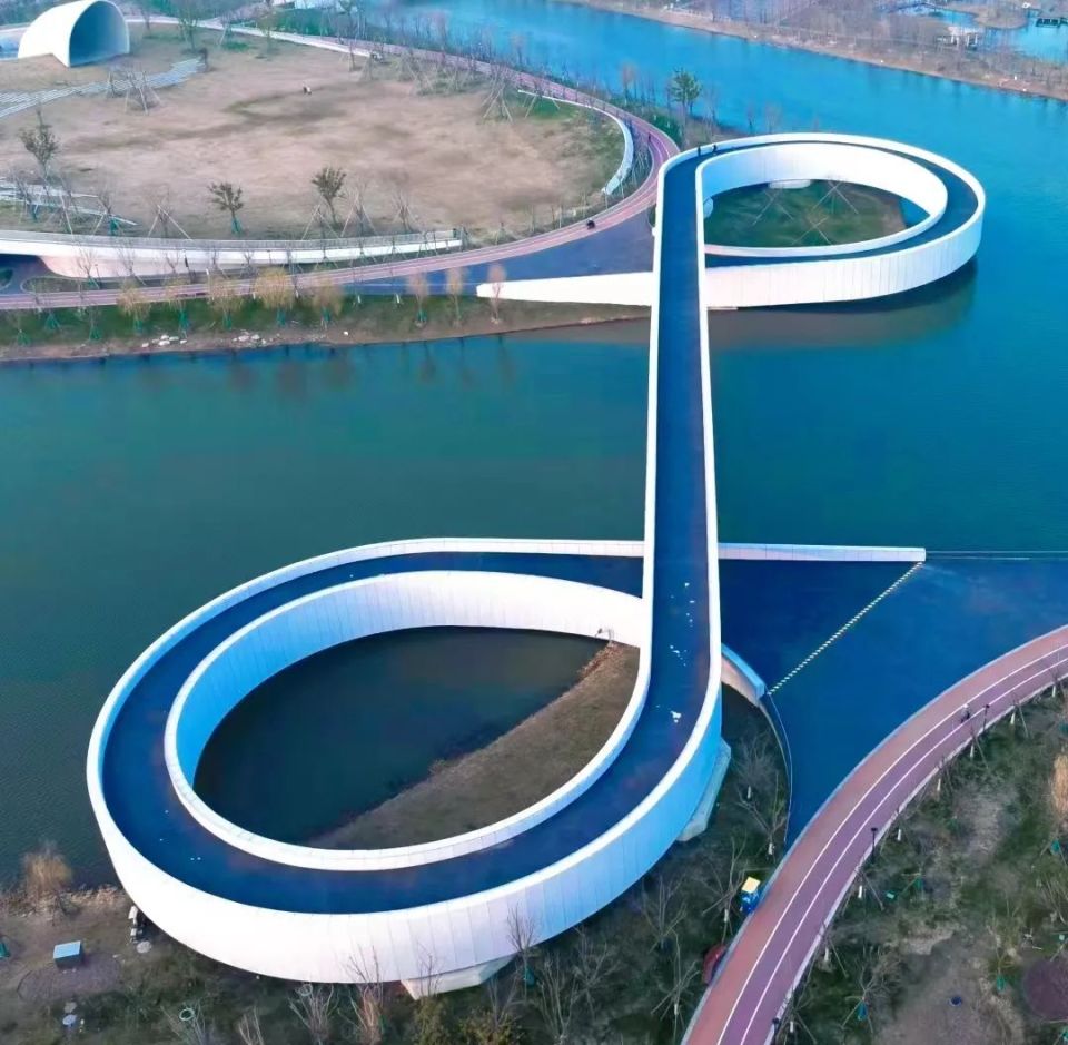 就在上海，莫比乌斯环突然爆红_腾讯新闻