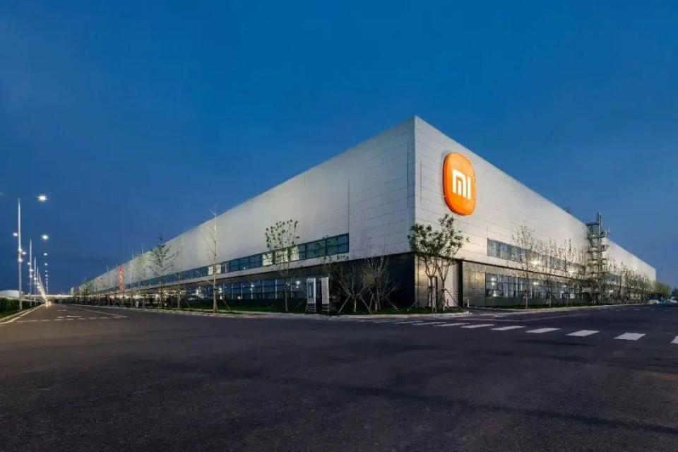 小米汽车产能问题日趋严重，二期工厂建成也不够用？_腾讯新闻