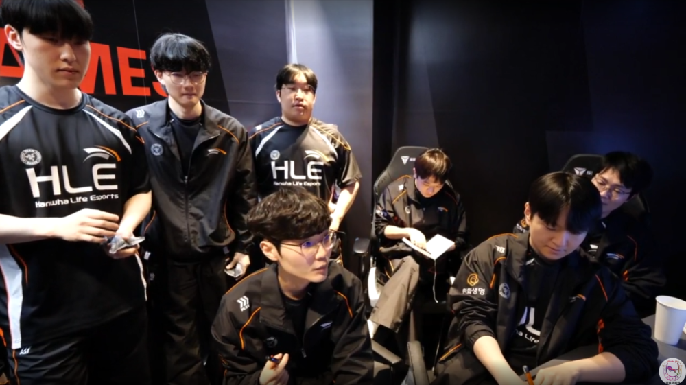 中韩2场关乎MSI门票的超级对决！有没有差距对比一下_腾讯新闻