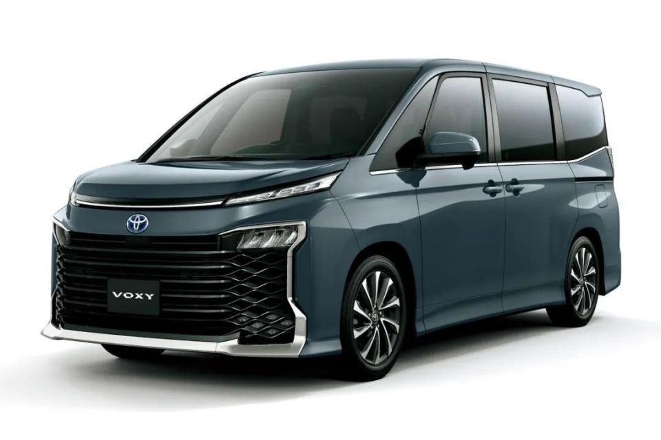 丰田发布“城市版埃尔法”！定位入门级，指导价不超13万_腾讯新闻