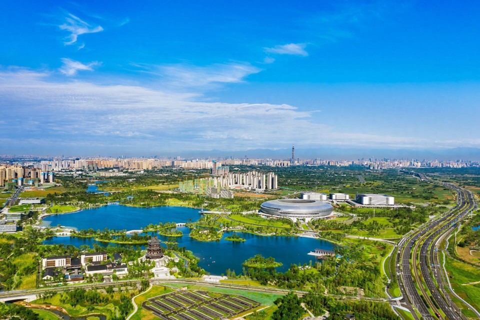 前行之“韧” 越过山丘 | 2025年终系列特稿①_腾讯新闻