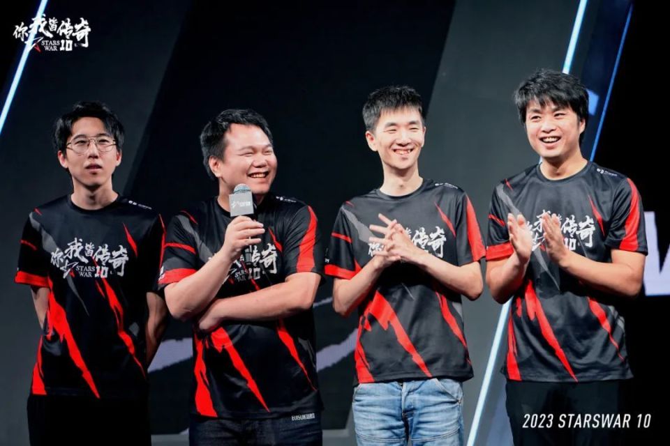 众星云集！Sky大小王娱乐赛今晚开战，塔飞要打TeD了？_腾讯新闻