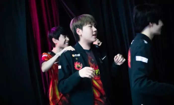 VIT官宣大名单，Bo春季赛担任首发登场？首战就对上FNC！