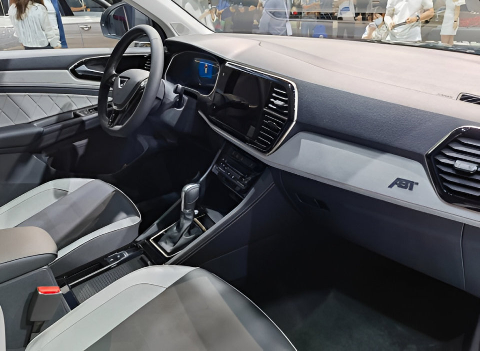 成都车展直击：限量3000台，捷达VS7 ABT限量版登场_腾讯新闻