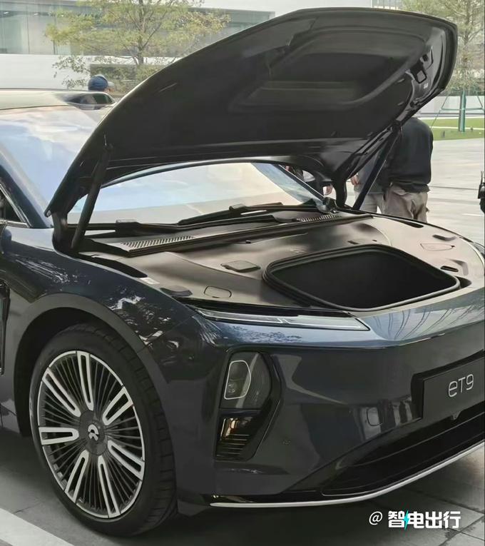 蔚来旗舰ET9明晚上市！首次用-线控转向，比尊界S800还牛？_腾讯新闻