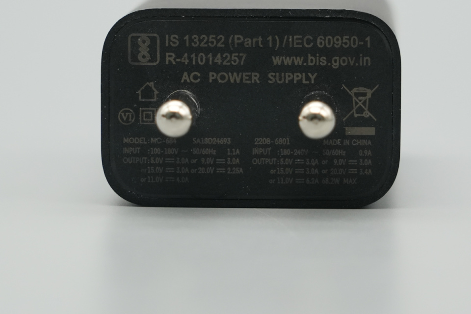 专为印度市场打造，摩托罗拉68W氮化镓充电器拆解_腾讯新闻