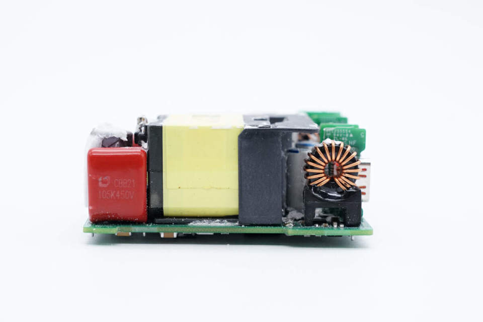 一个顶四个，小米最新款120W氮化镓充电器拆解_腾讯新闻