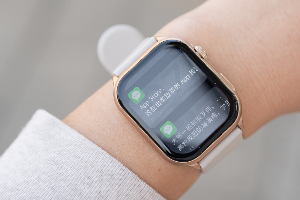 联想Lenovo Watch Fit智能手表评测：时尚与功能并存的高性价比之选_腾讯新闻