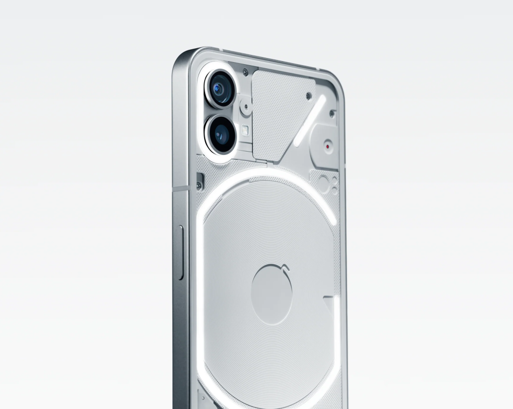 他，刘作虎昔日搭档，创立Nothing手机3年卖出300万台_腾讯新闻