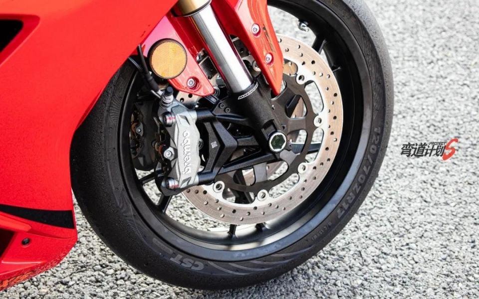 一款适合大赛道的车型，赛600RS简评【弯道计划】_腾讯新闻