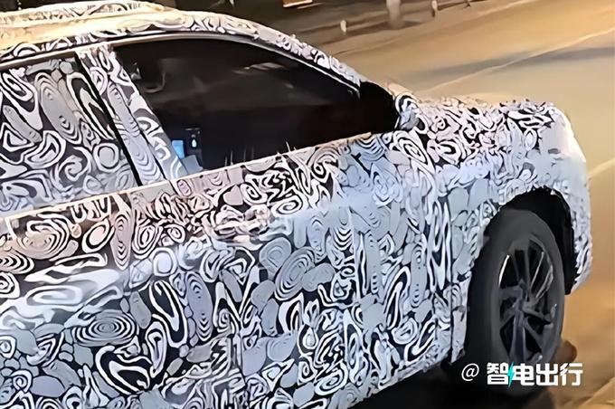 捷达VS8旗舰SUV实车曝光！比VS7更大，这次会用大众1.5T吗？_腾讯新闻