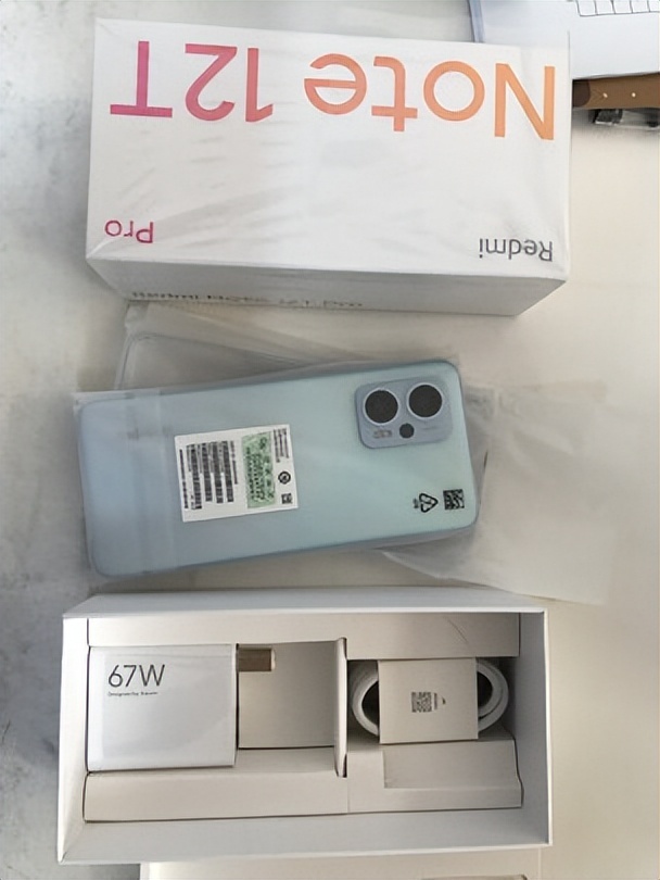 不吹不黑！Redmi Note 12T Pro实际体验如何？笔者用亲身体验告诉你_腾讯新闻