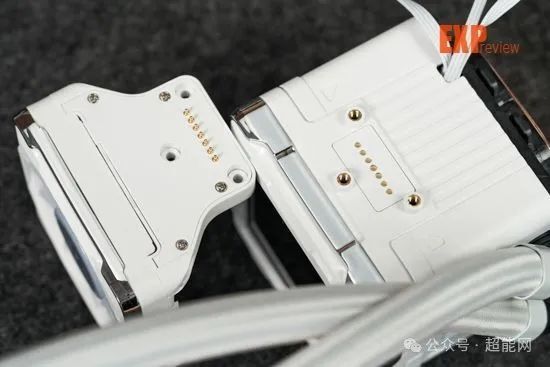 钛游T360 Pro一体式水冷图赏：CPU-内存双效散热冷头，通用RGB风扇挡板_腾讯新闻