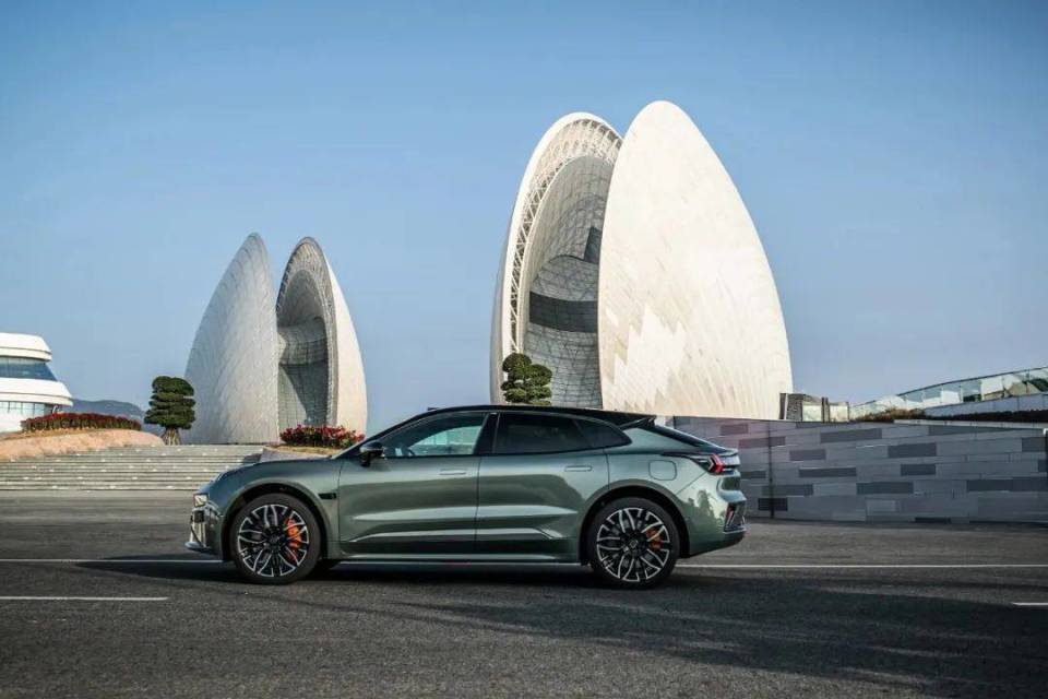 续航超700km，20万左右就能拿下，开这些纯电车能跨省跑长途了_腾讯新闻