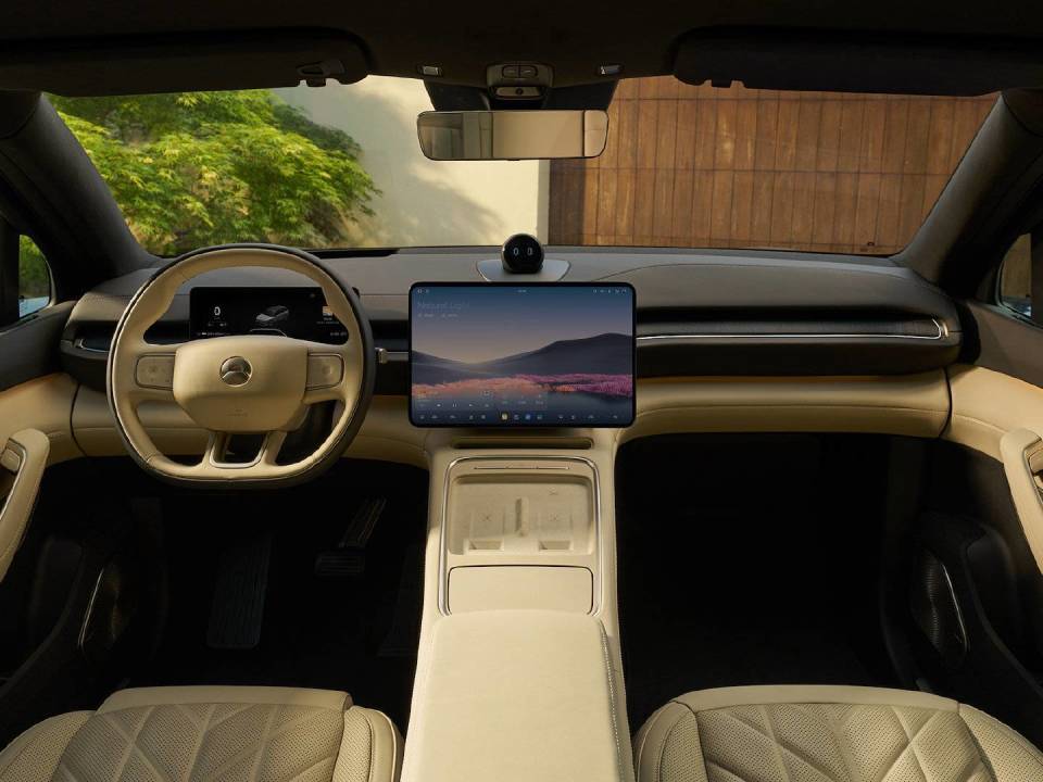 加量不加价！蔚来新 ES6/EC6 33.8 万元起售，能力向 ET9 看齐_腾讯新闻