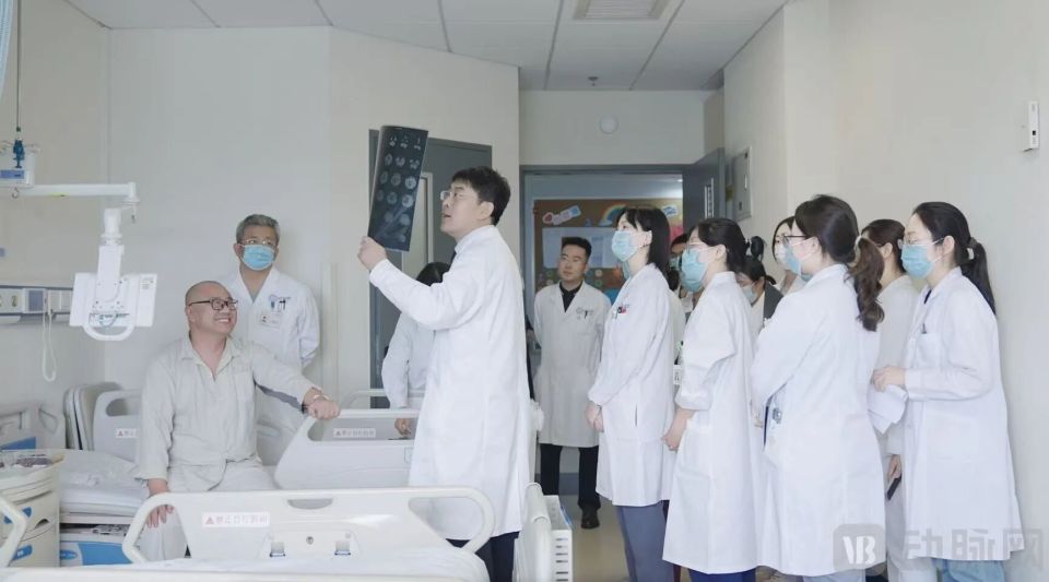 不是一个人的战斗：蔡磊与那场无法自愈的远征_腾讯新闻