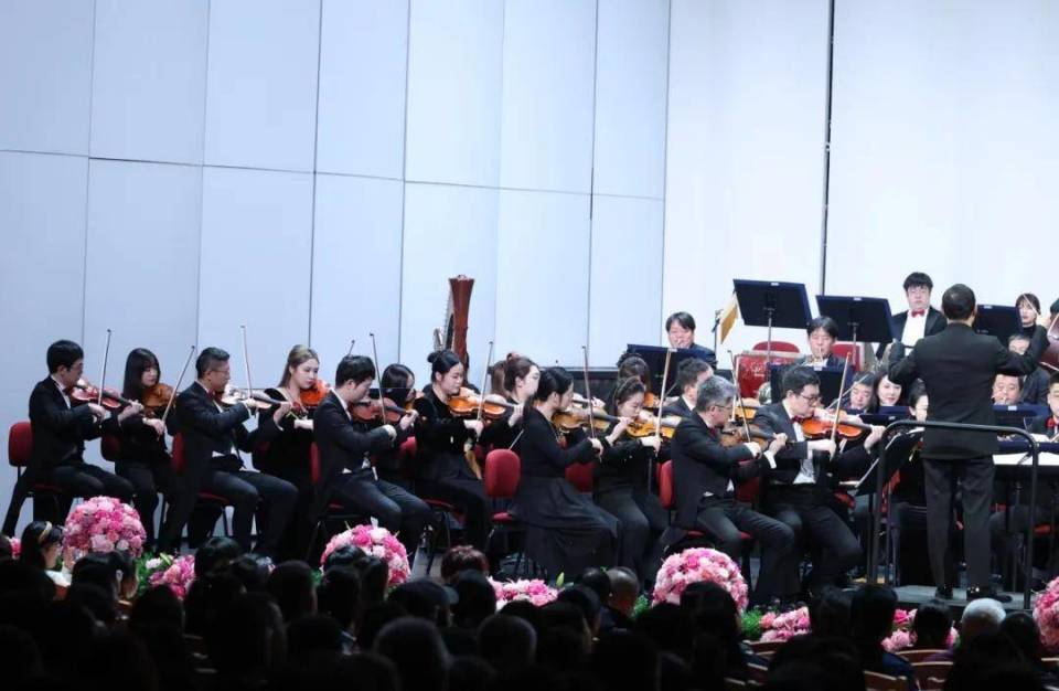 昨夜，长春这里温情上演……_腾讯新闻