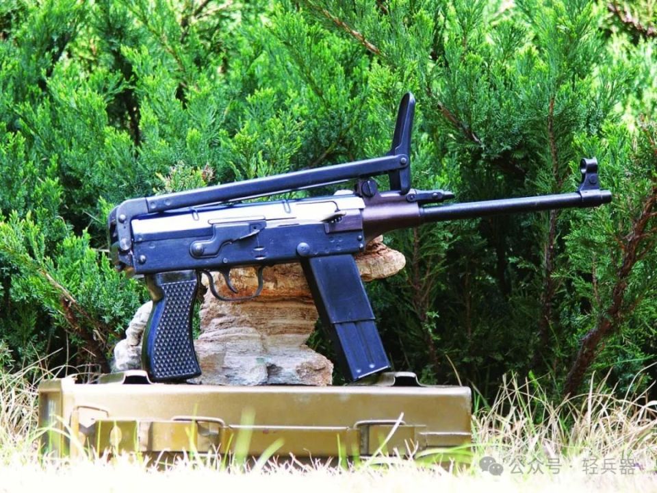 我国79式轻型冲锋枪最初设计时有哪些问题？主要诸元如何？_腾讯新闻