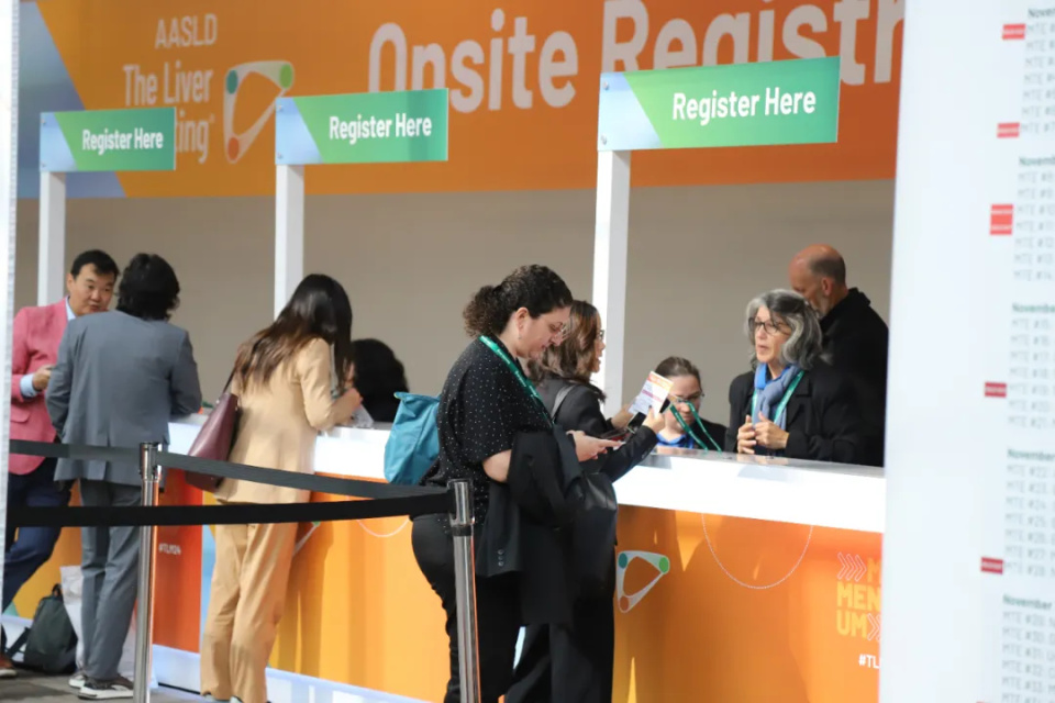 AASLD 2024丨尤红、陈巍教授团队：肝内高丰度增殖性T细胞亚群有利于抗病毒治疗后慢乙肝纤维化逆转_腾讯新闻