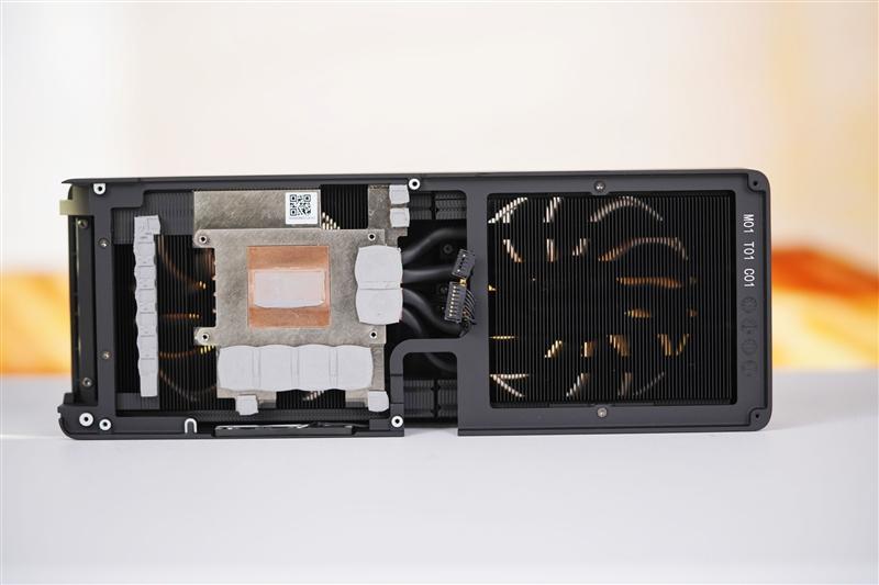 Intel B580评测：显存性价比超RTX 4060，光追性能领先AMD_腾讯新闻