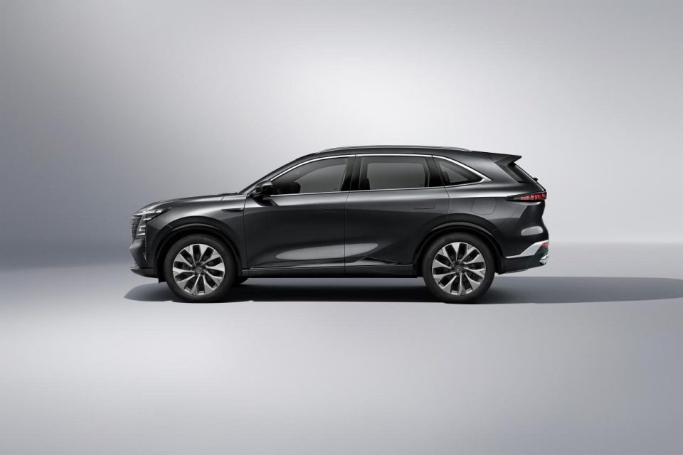 长安第四代CS75 PLUS Ultra挑战丰田RAV4荣放，鹿死谁手？_腾讯新闻