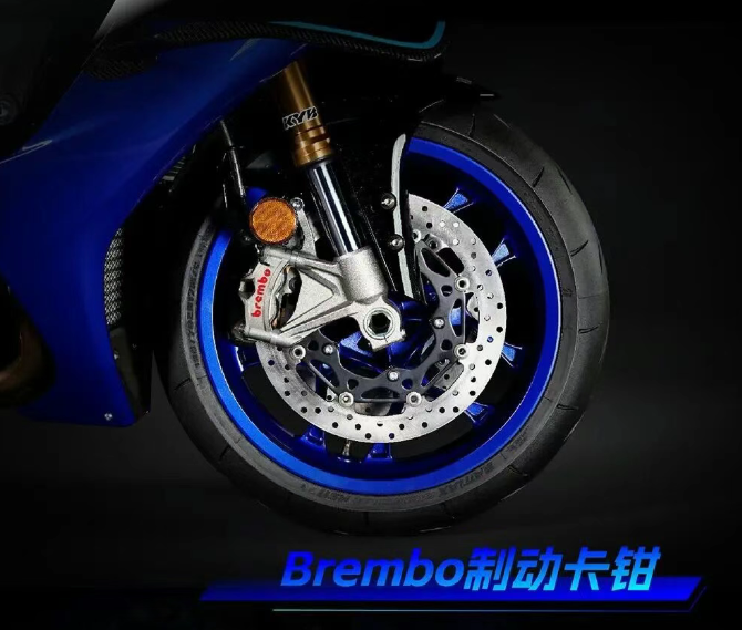 雅马哈上市YZF-R1 70周年纪念版，233800元_腾讯新闻