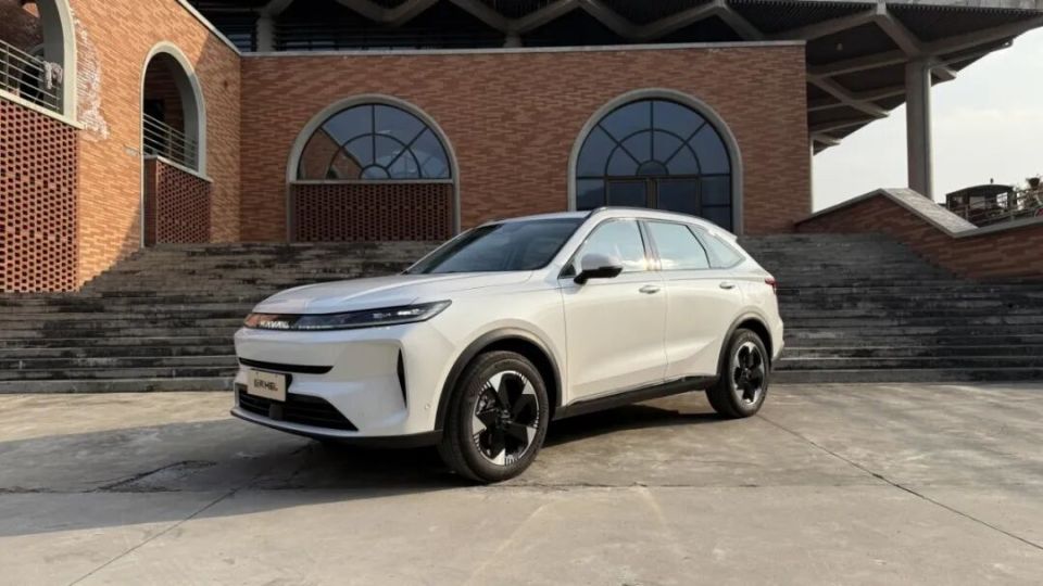 若能杀入10万区间，哈弗H6L尚可一战_腾讯新闻