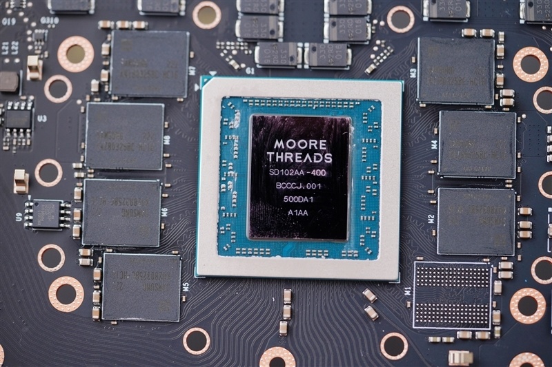 摩尔线程MTT S70显卡评测：5月驱动性能再次大幅提升 多款游戏超越GTX 1650_腾讯新闻