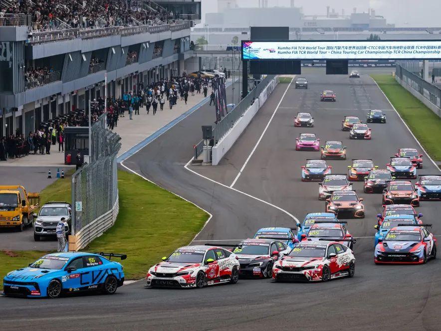 万众瞩目 CTCC六渡澳门！第71届澳门大赛车即将打响_腾讯新闻