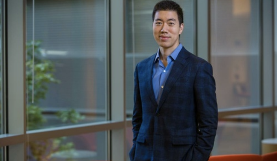 持之以恒去创新，David Liu何以能获2025年科学突破奖_腾讯新闻