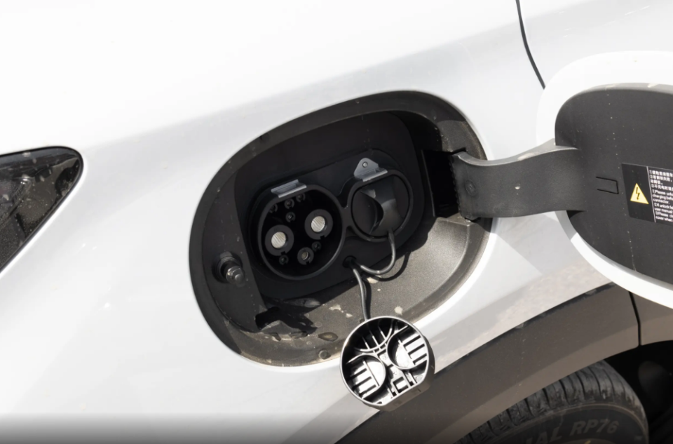 11.78万起售，定位紧凑型SUV，海狮05EV入门即高配？_腾讯新闻