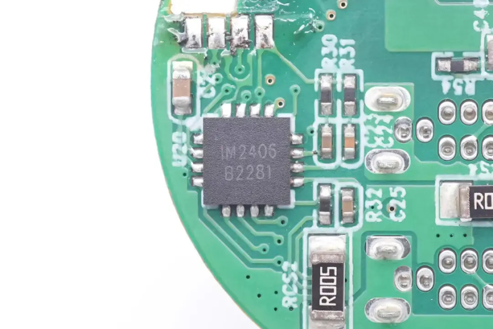 想了解这些年45W以上大功率段车充采用的协议芯片？看这篇文章就够了_腾讯新闻