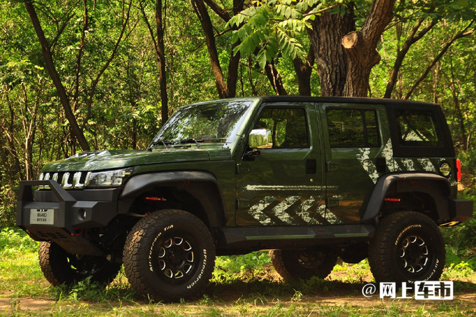省6万买新款！BJ40雨林穿越版-售26.99万 尺寸大一圈_腾讯新闻