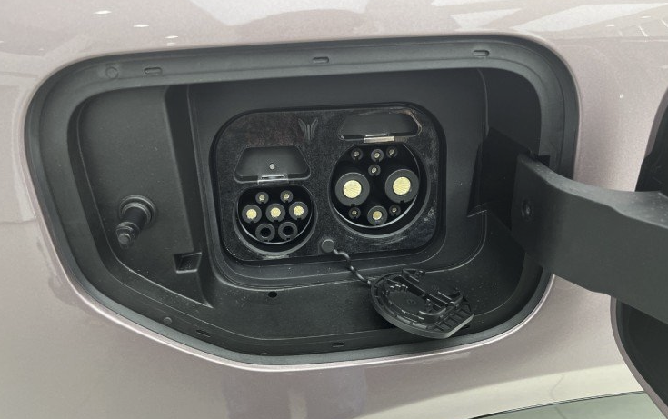 901km续航、800V平台、5C超充，岚图知音如何成为“985”学霸?_腾讯新闻