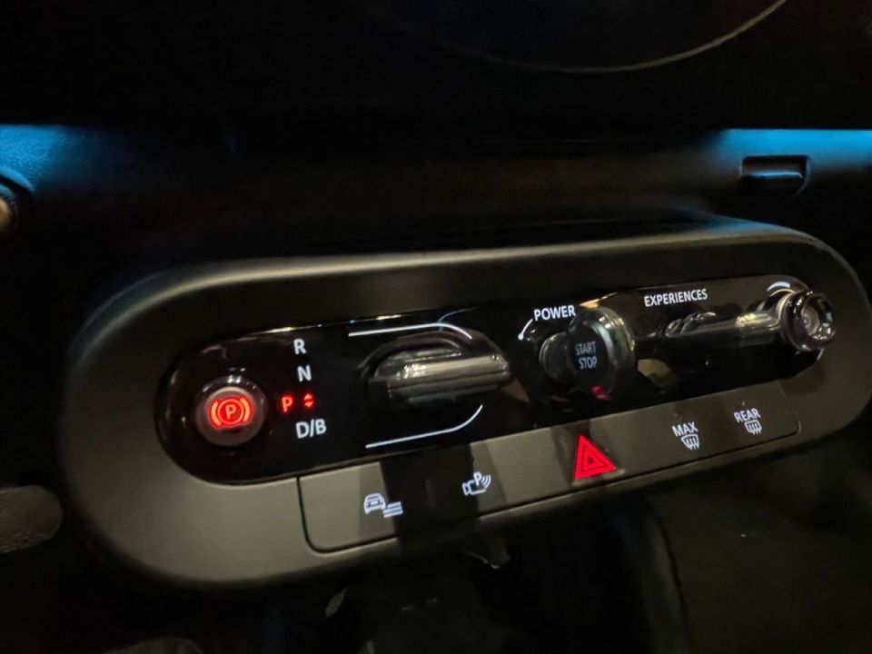 实拍纯电动MINI COOPER SE：什么是经典的有效传承？这就是_腾讯新闻