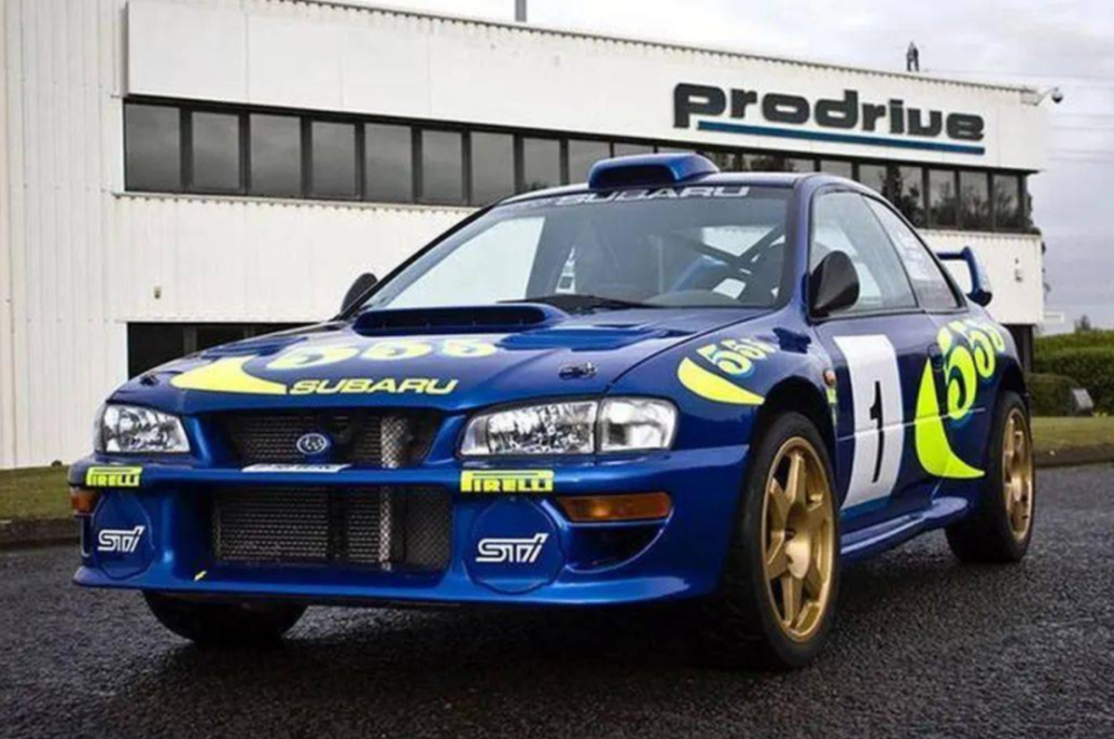 小米SU7 Ultra 原型车征战纽北成功的背后，离不开一支专业的团队_腾讯新闻