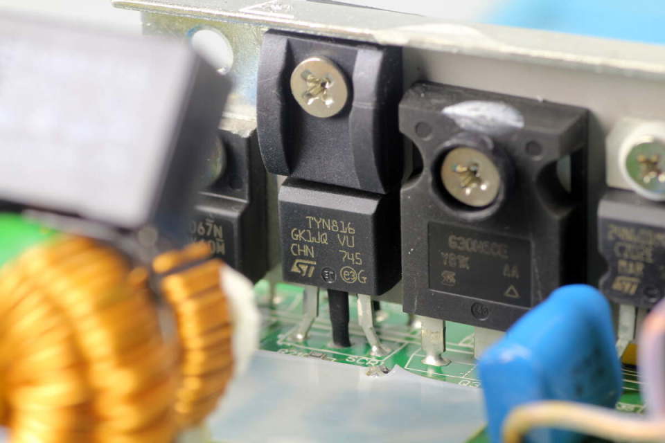 拆解报告：GreatWall长城550W白金牌碳化硅服务器电源GW-CRPS550_腾讯新闻