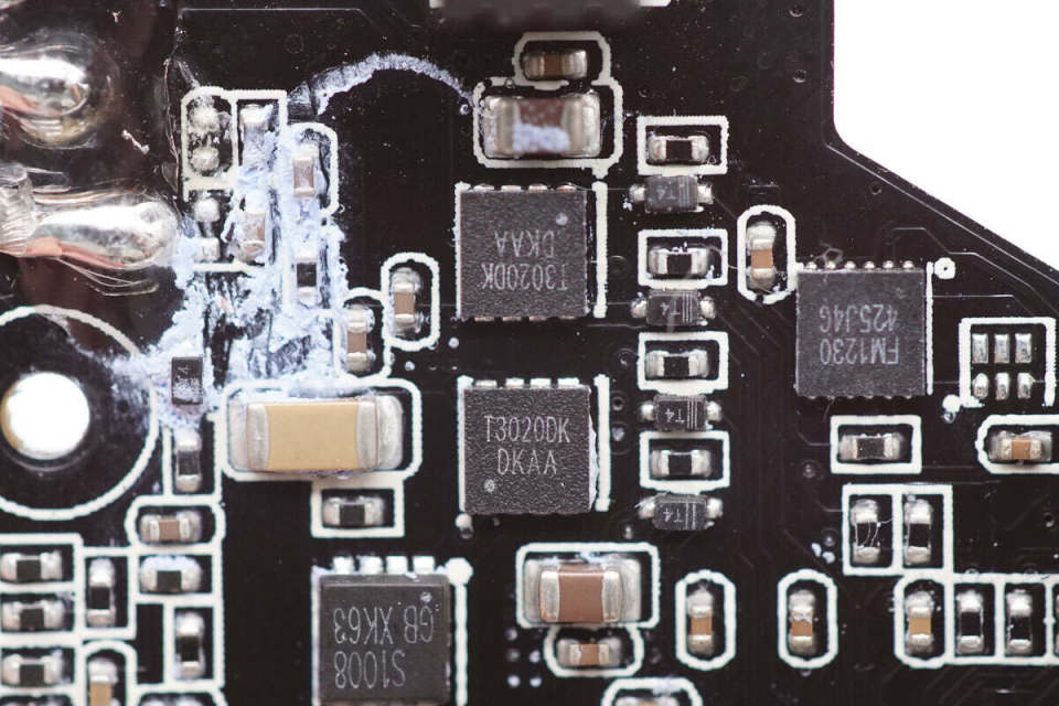 支持65W双向快充，正浩RAPID Mag小闪电充电宝拆解_腾讯新闻