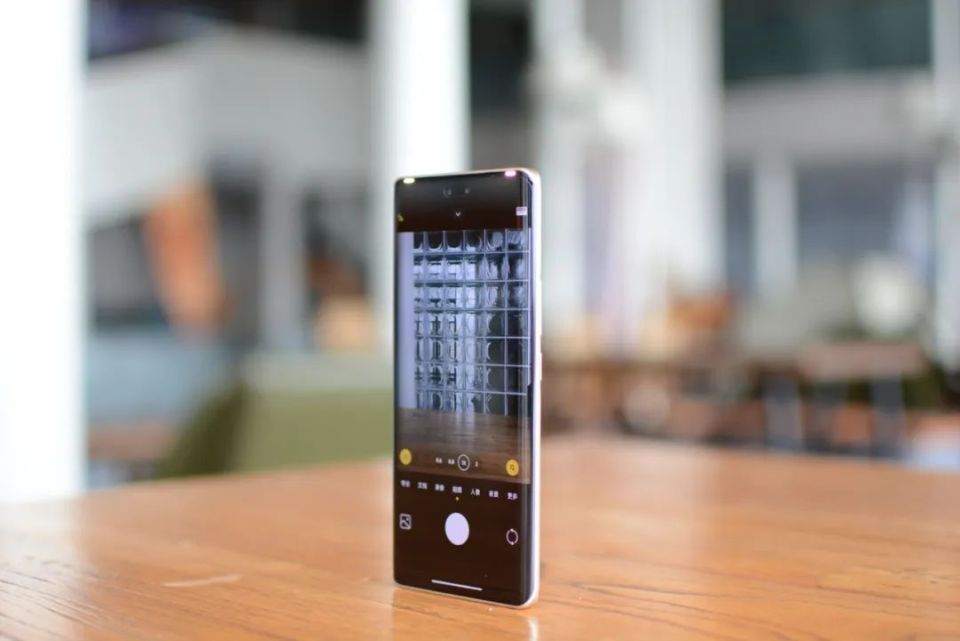 小米Civi2和小米Civi3有什么区别？你们如何评价小米Civi3？_腾讯新闻