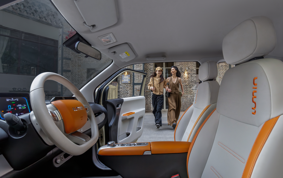 A00纯电市场价值新标杆 长安Lumin 2025款上市 尝鲜价4.89万元起_腾讯新闻