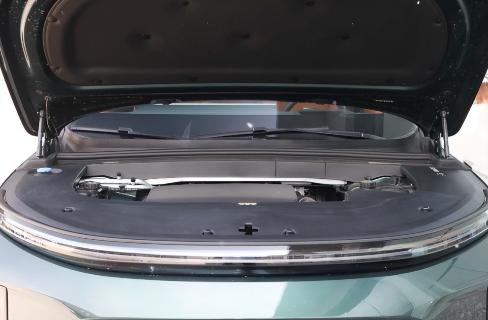 “增程三杰”怎么选？问界M7、理想L6、星纪元ET横评_腾讯新闻