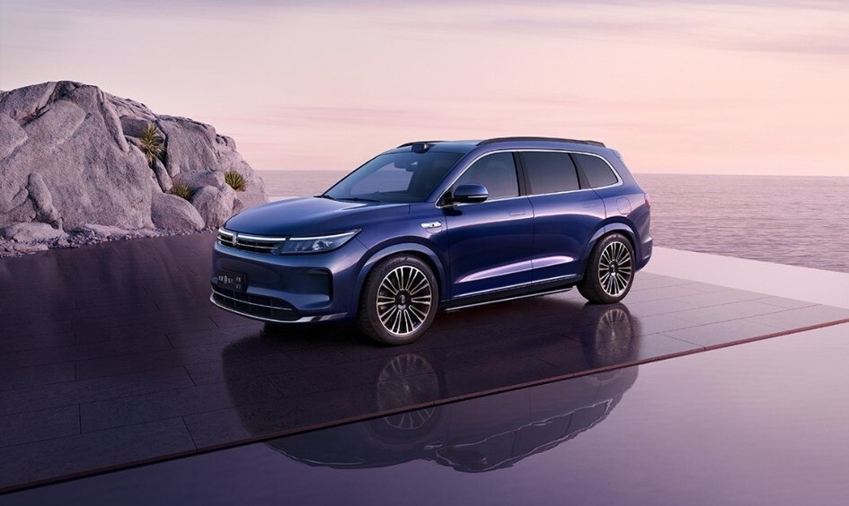 问界新M7 Ultra发布28.98万元起 一文看懂问界 新M7焕新发布会_腾讯新闻