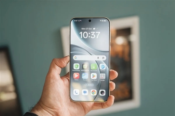 OPPO Find X9s Pro真机偷跑：Pro档唯一双2亿像素旗舰_腾讯新闻