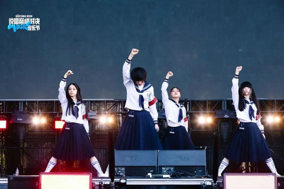 两日6万人狂欢，2025说唱巅峰对决·MDSK音乐节打造“Z世代消费”新样本_腾讯新闻