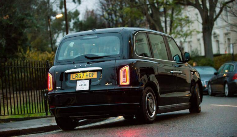 续航超800km，或下月上市！吉利全新纯电8座MPV曝光，价格你能接受么_腾讯新闻