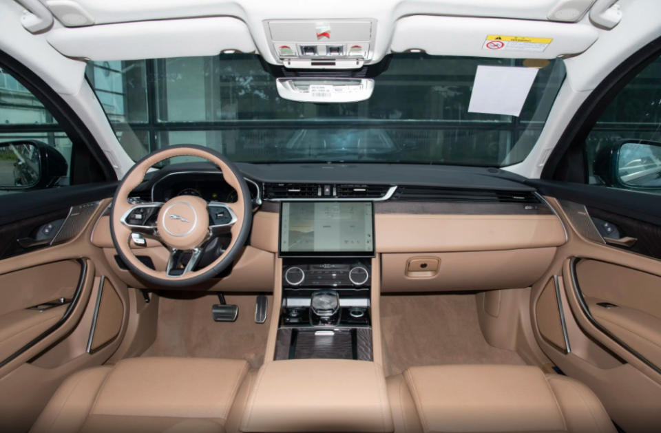 2025款捷豹XFL上市，优惠后起售价仅23.98万，值得一看吗？_腾讯新闻