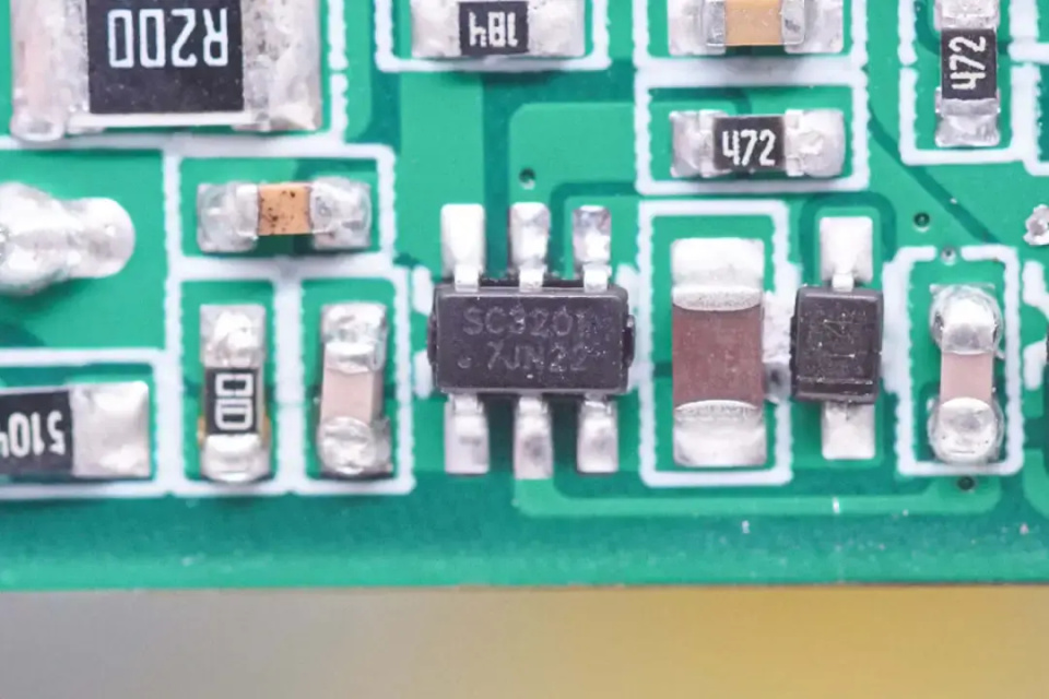 探秘 PFC 控制芯片，这些亮点让电源管理更高效！_腾讯新闻